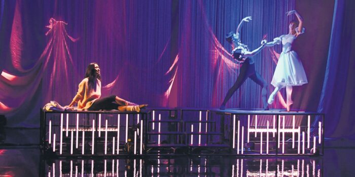 Les Souliers rouges Le Diable se chausse en Louboutin - Entrée du public